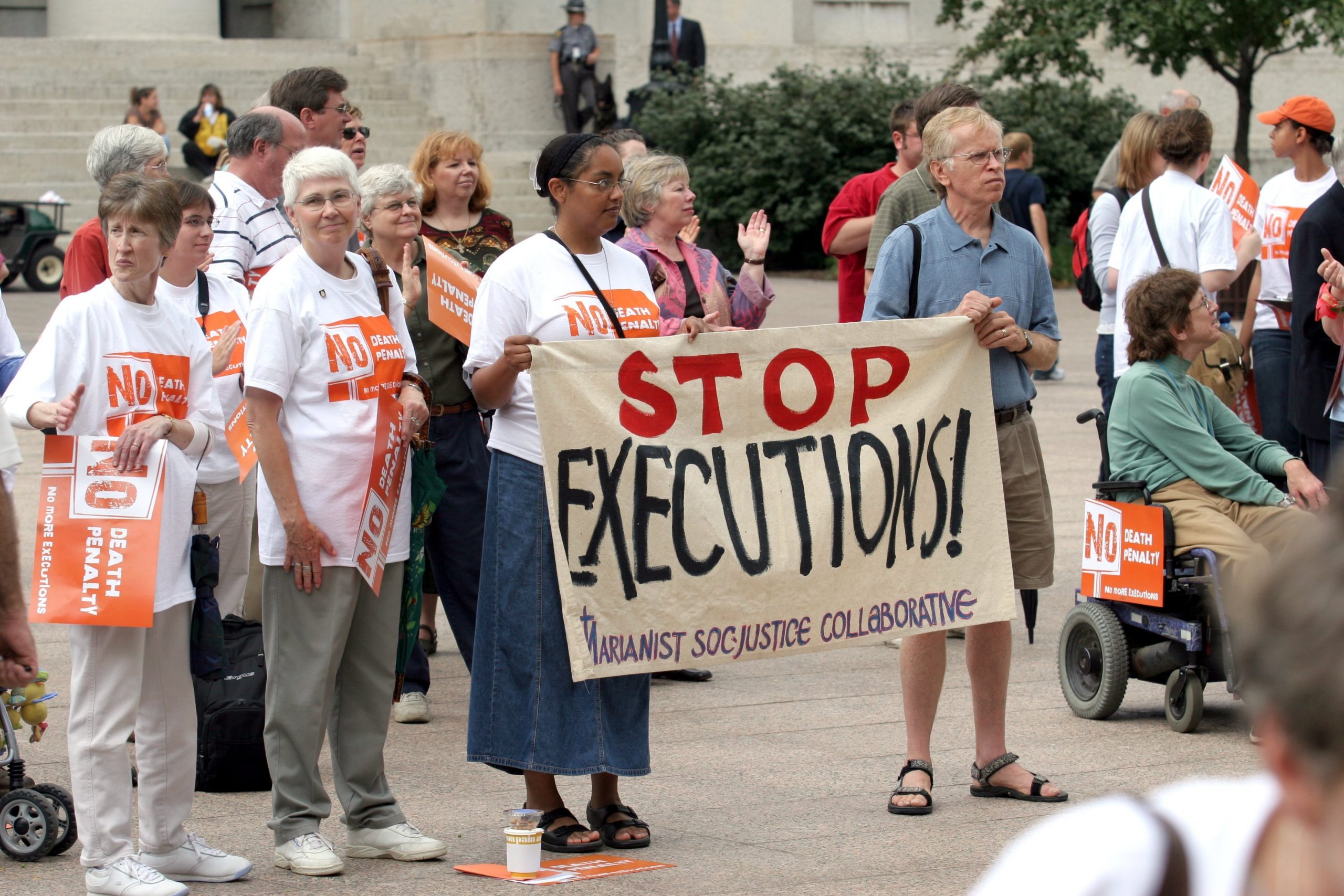 Human Rights in Crisis: The U.S. Federal Execution Spree - Death ...